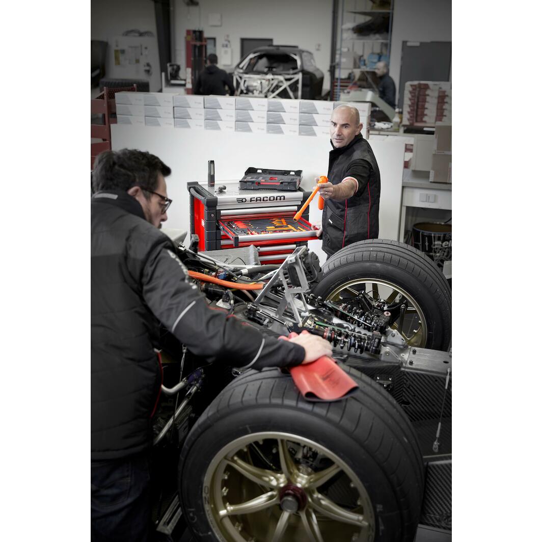 FACOM MODM.VSEHYA tool kit for electric vehicles in module | Klium