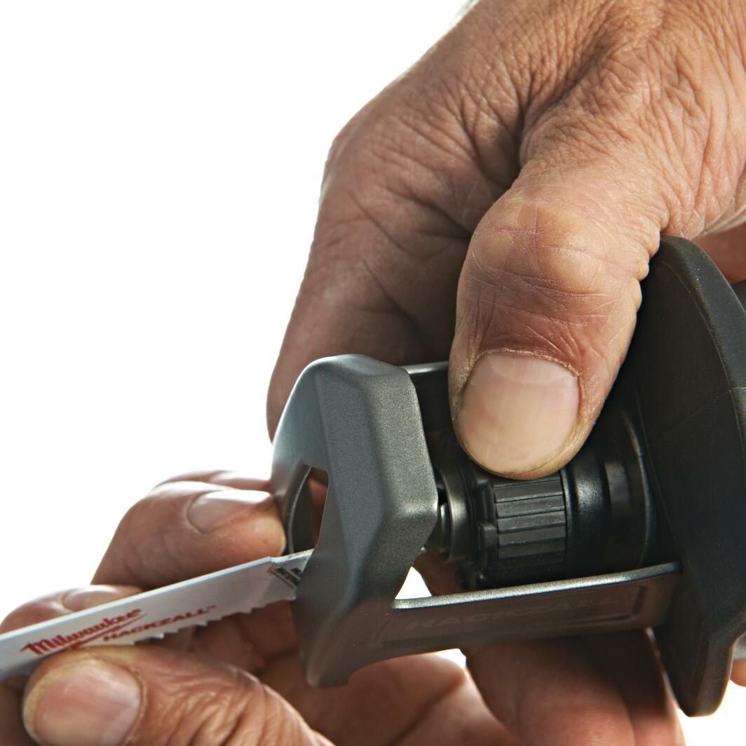 MILWAUKEE M12 CHZ-0 Scie à guichet compacte sans fil FUEL HACKZALL en ...