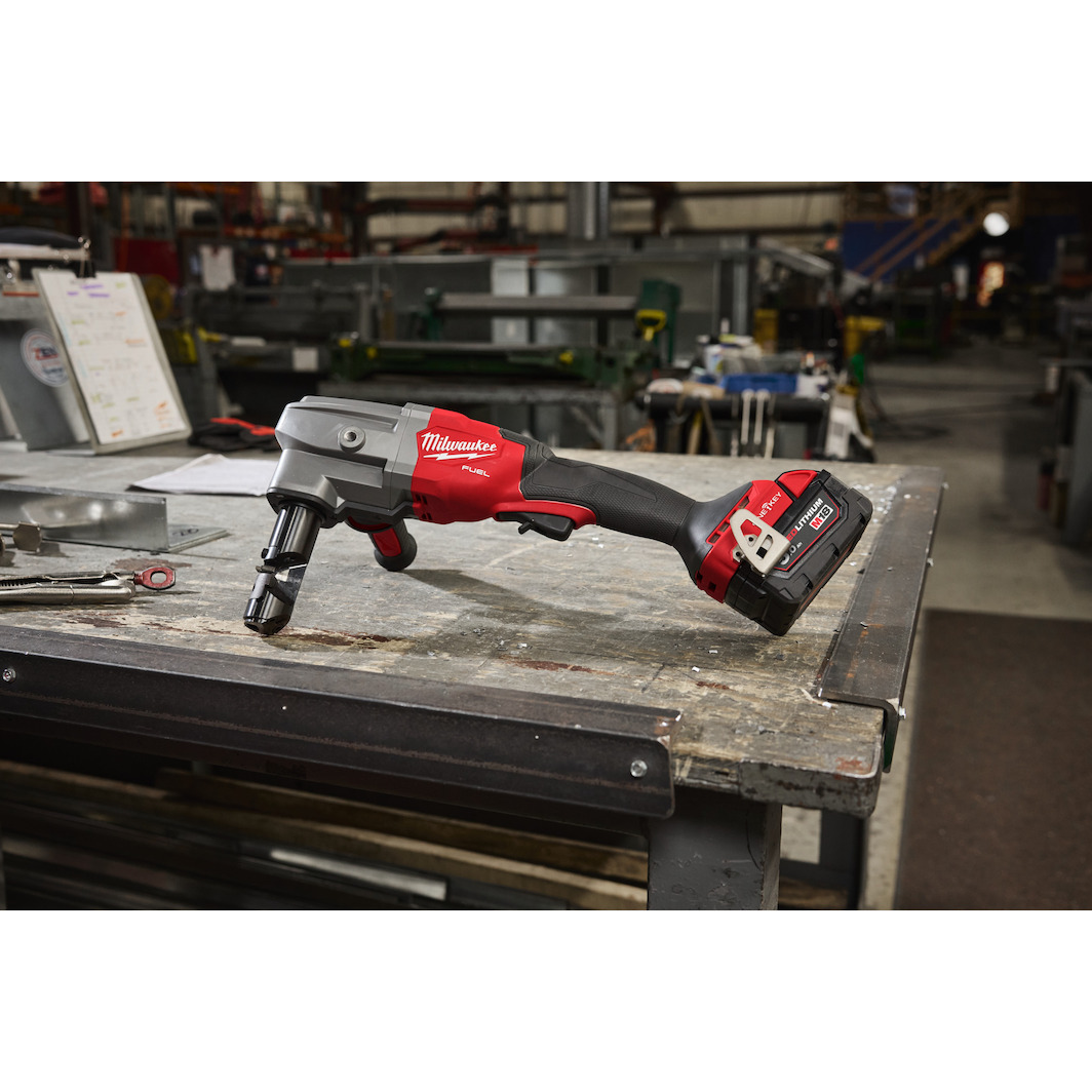MILWAUKEE M18 FNB35-0X FUEL cordless nibbler 3.5 mm in HD Box (without ...