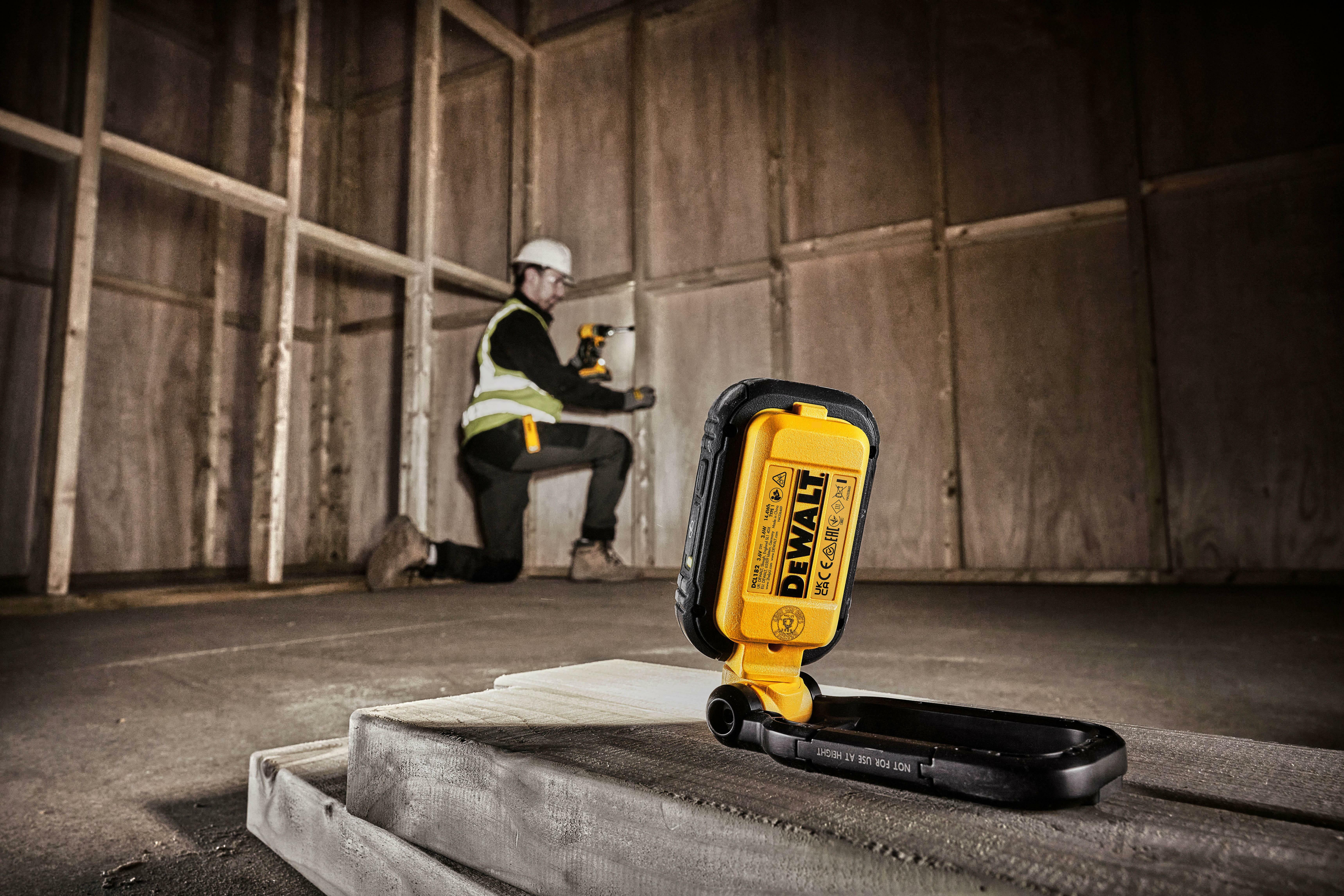 Dewalt led light store