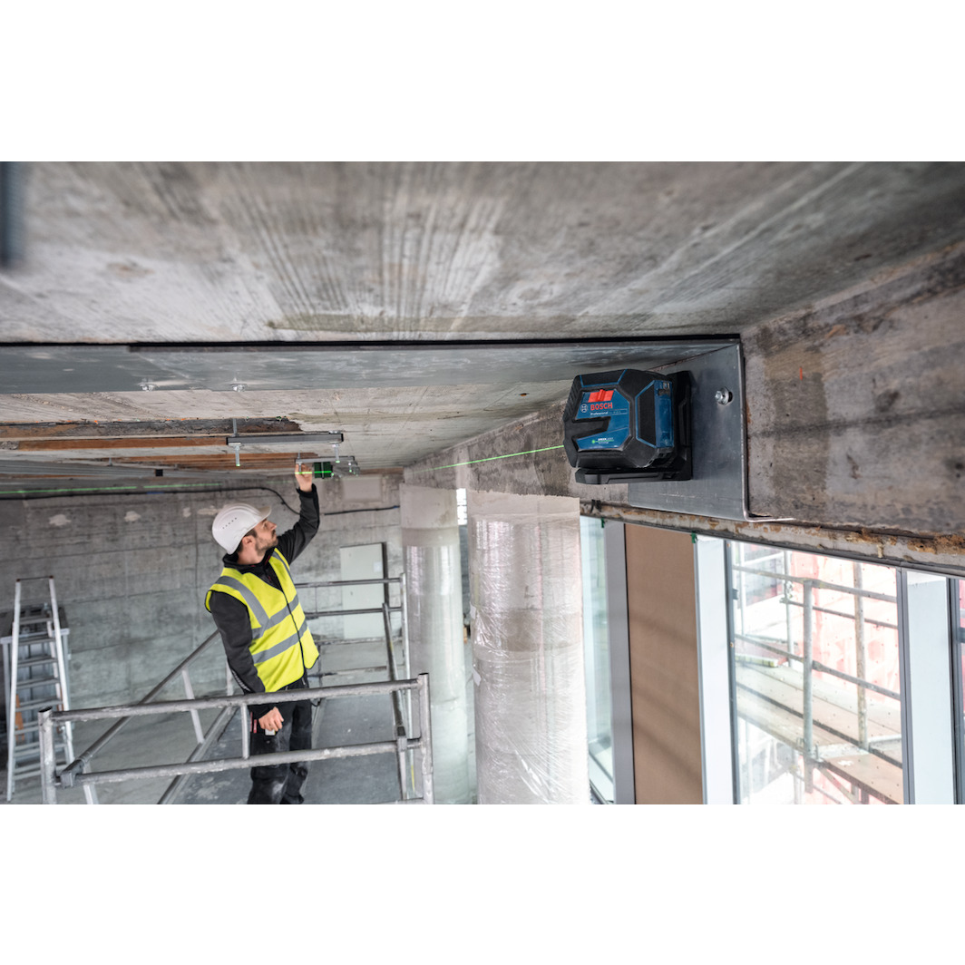 BOSCH GLL 20-22 G cordless cross line laser green in case (1x 3.0Ah ...