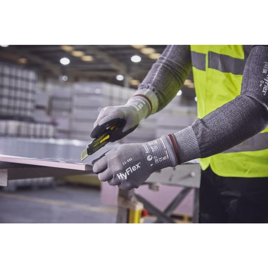 ANSELL 11-581 HYFLEX cut resistant gloves, nitrile, grey, pair ...