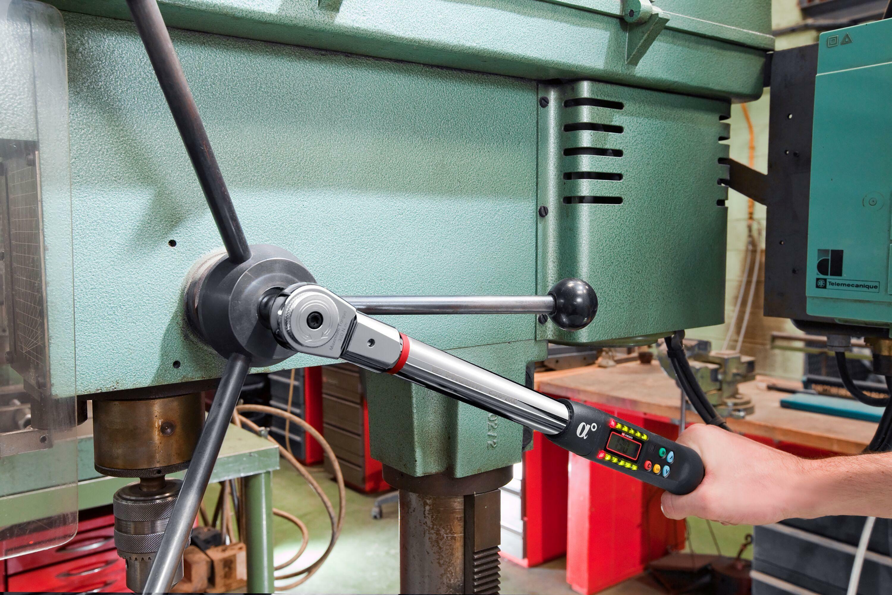 FACOM E.316A200S electronic torque spanner torque/angle with ratchet ...