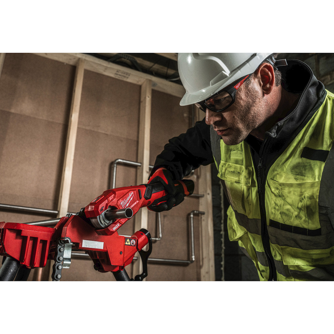 MILWAUKEE M12 PCSS-202C RAPTOR cordless pipe cutter stainless steel in ...