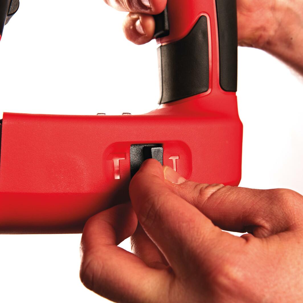 MILWAUKEE K 750 S SDS-Max combi hammer 7 kg 1550 W in transport case - 4933398600 | Klium