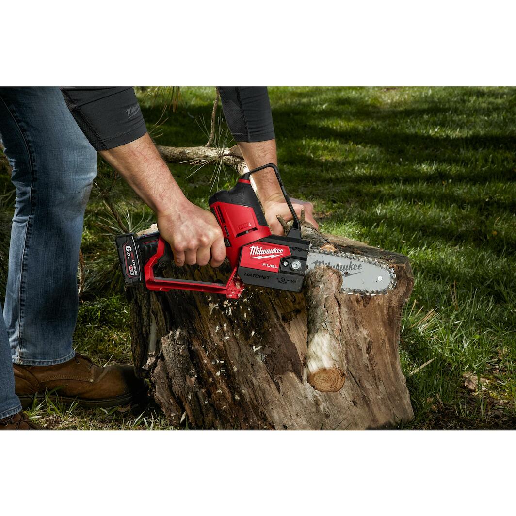 MILWAUKEE M12 FHS-602X FUEL HATCHET cordless chainsaw 15cm in HD Box ...