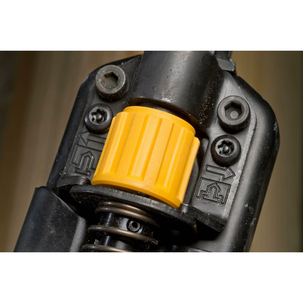 DEWALT DCN693N-XJ 18V XR Brushless battery picker for BAT anchors with ...