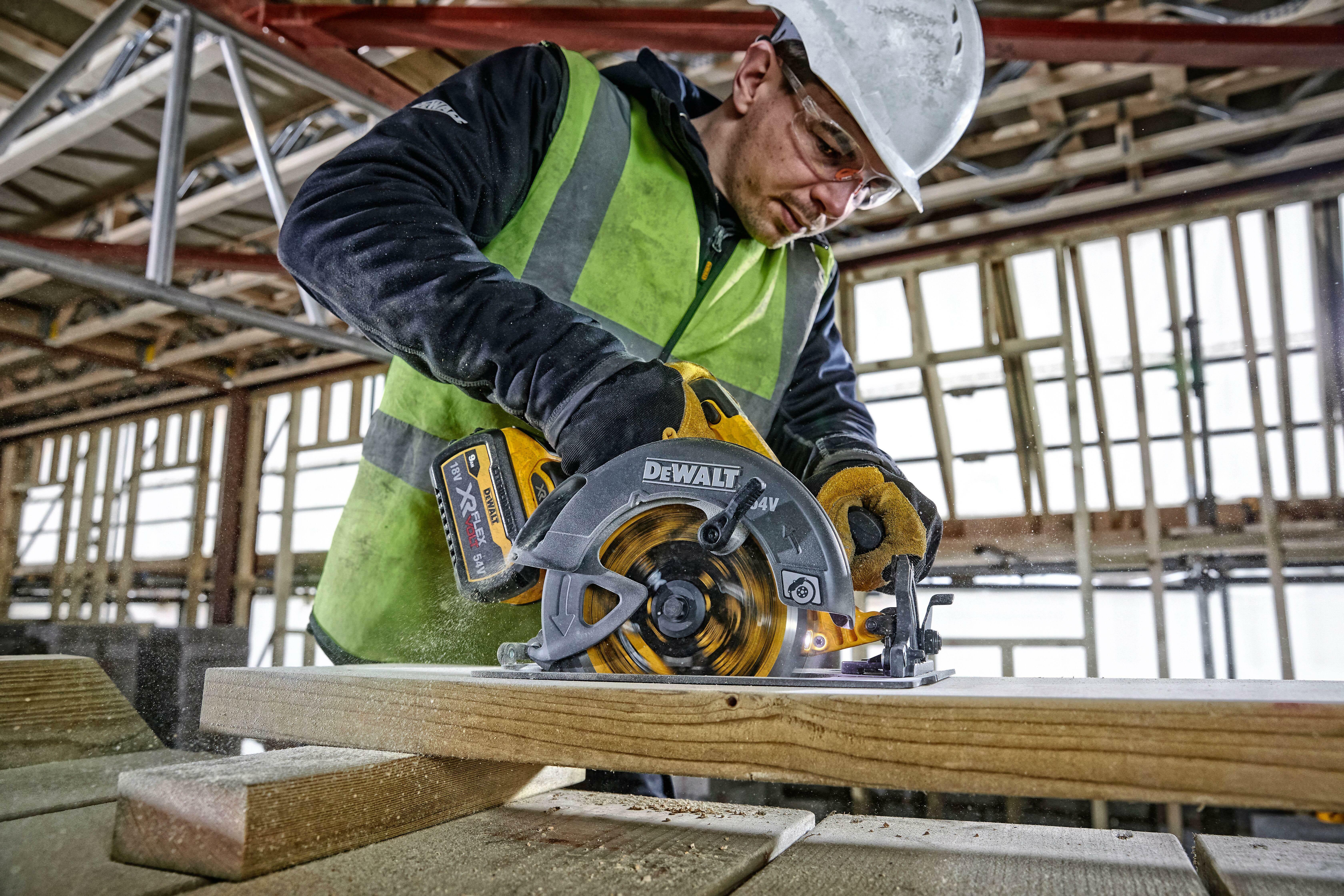 Dewalt 54v circular saw bare store