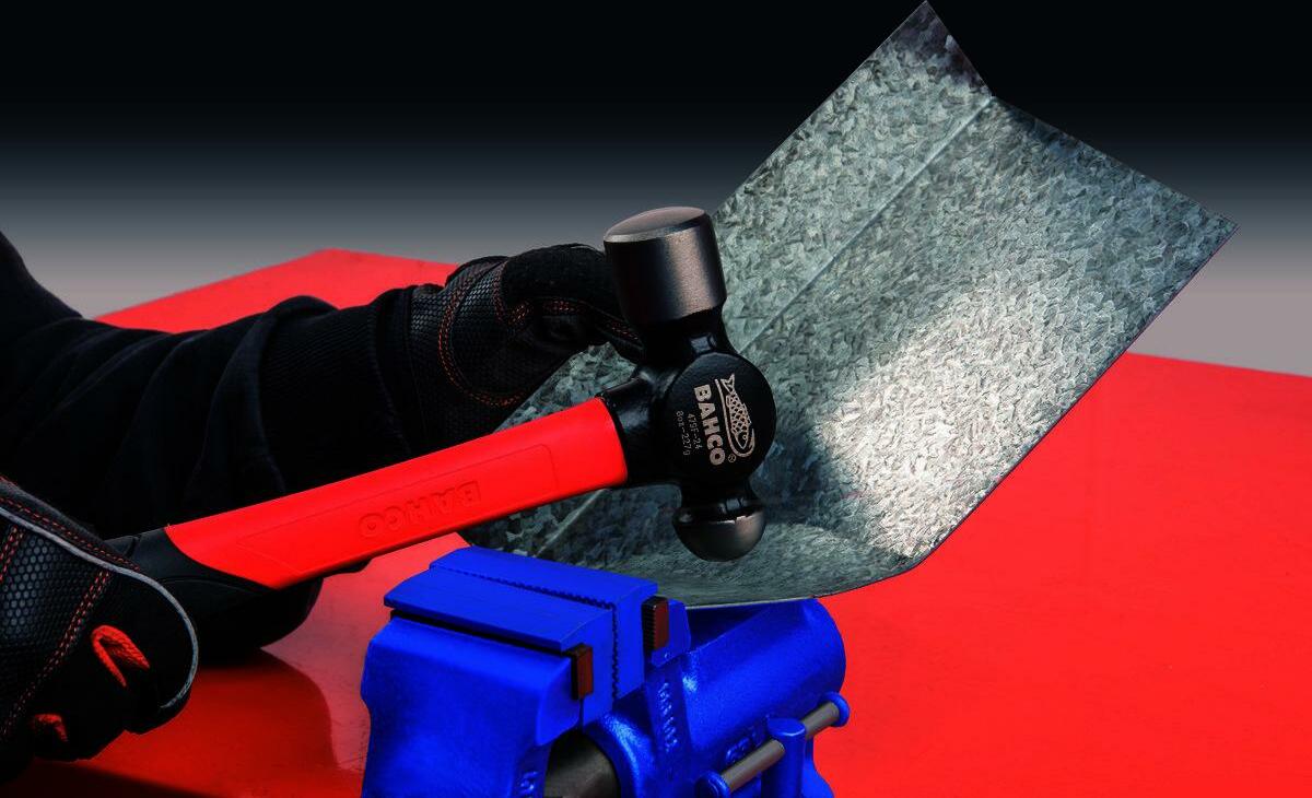 BAHCO 479F-16 ball bench hammer with fibreglass handle, 450 g | Klium