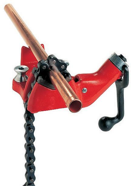 RIDGID BC810 bench chain pipe clamp with upper screw 1/2"-8" (13-200 mm ...