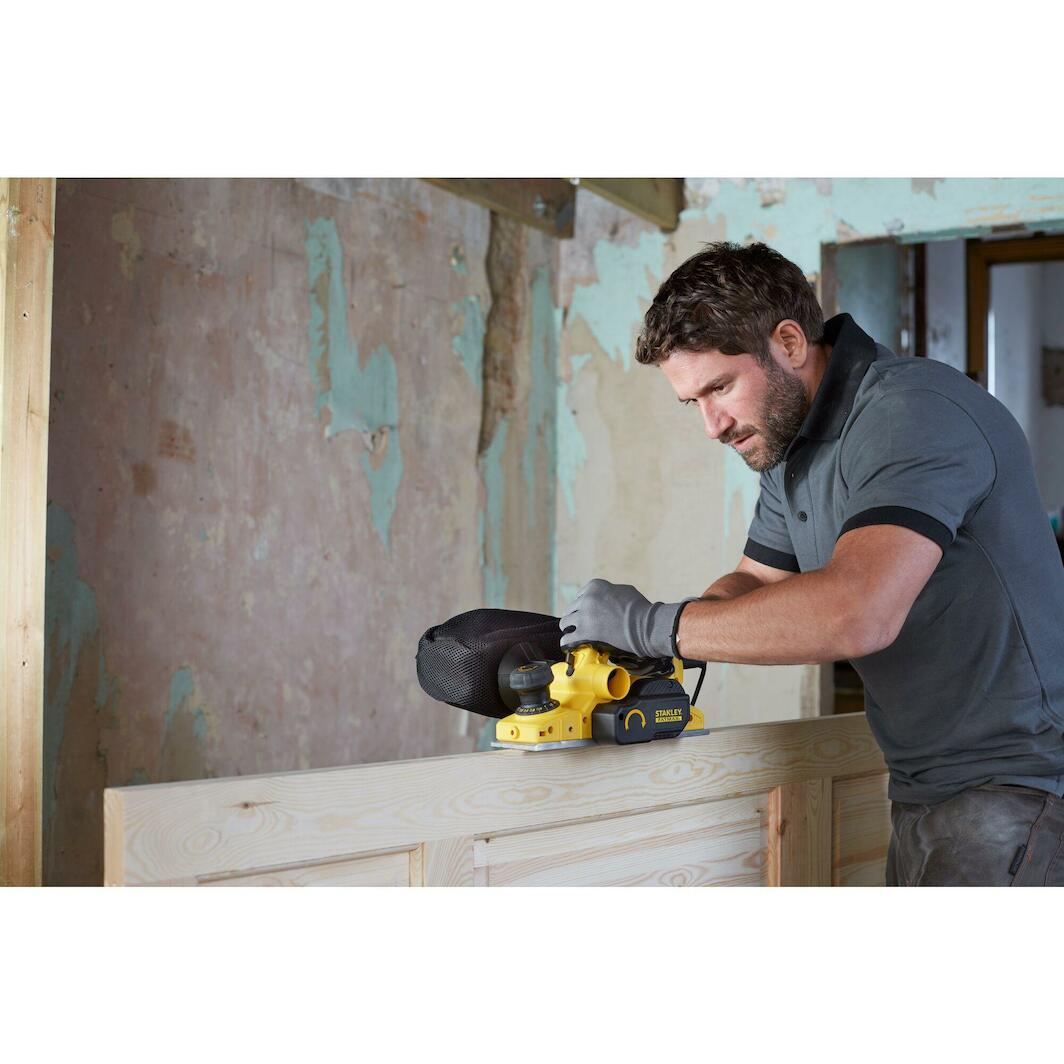 STANLEY FATMAX FME630K-QS planer 750W in case - FME630K-QS | Klium